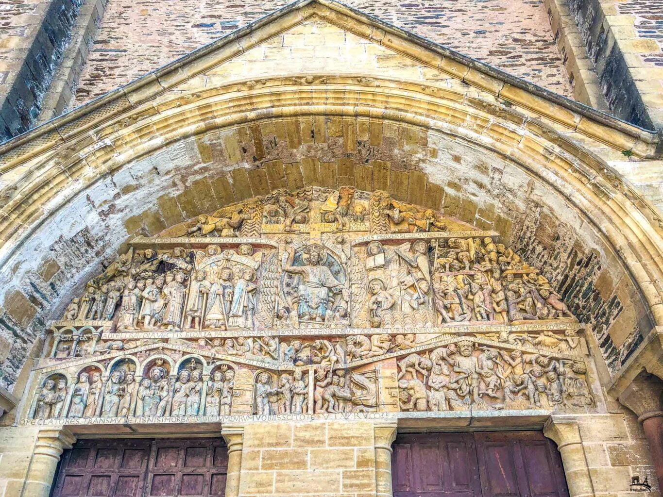 CONQUES, la joya medieval del Aveyron en el sur de Francia