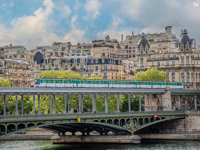 15 Consejos para VIAJAR A PARÍS que necesitas conocer